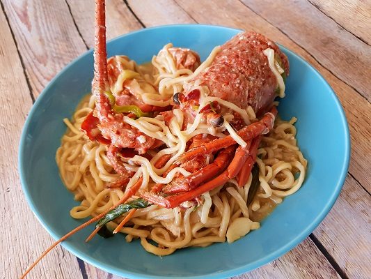lobster yee mein noodles - Jackie M